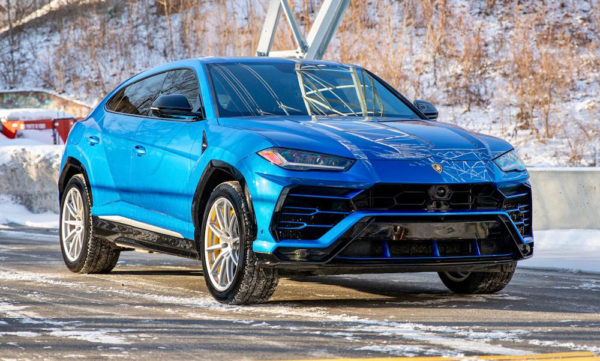 Book ur dream car with Vanguard Luxury Rentals now