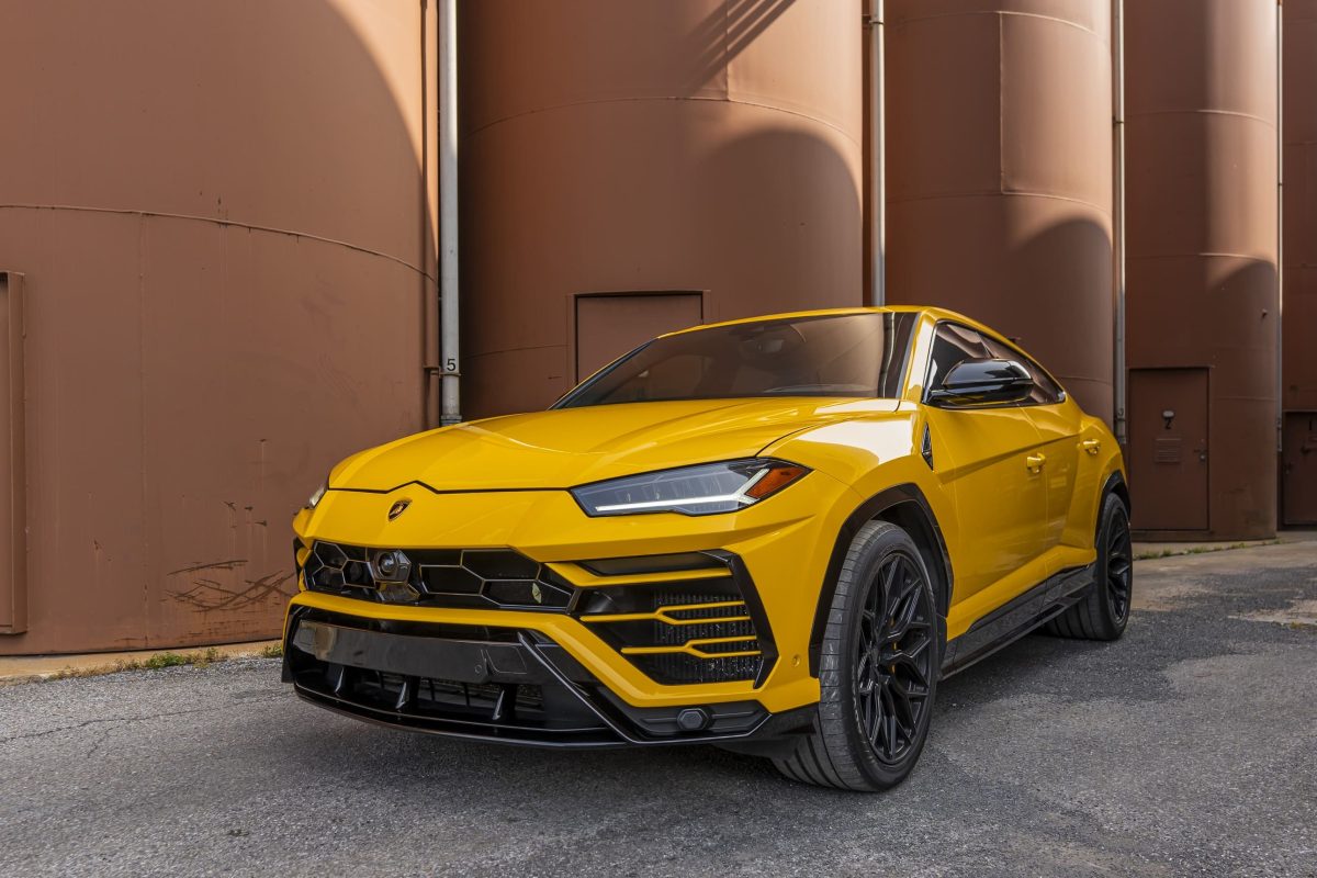 Book ur dream car with Vanguard Luxury Rentals now